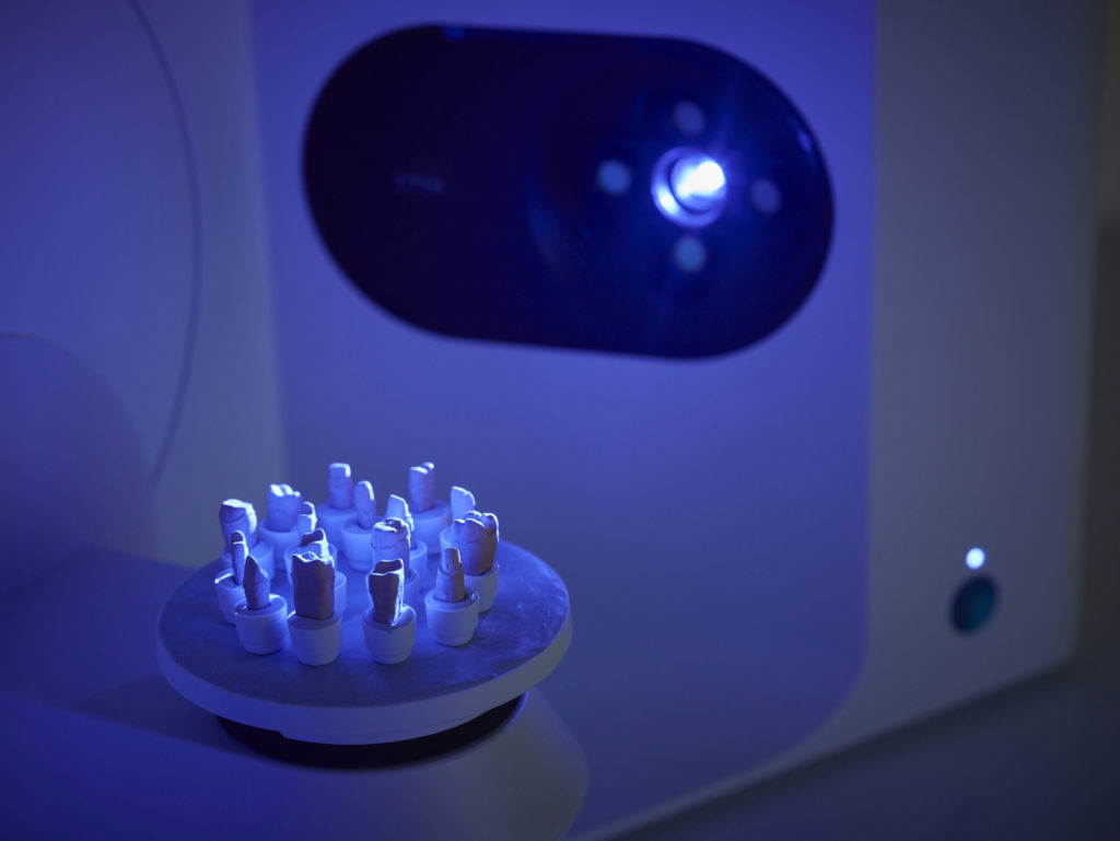 Medit T-710 Tabletop Scanner for Labs and Dentists | CAD-Ray.com